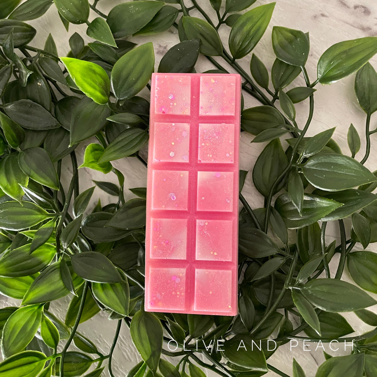 Ari by Ari (Type) Snap Bar – Olive and Peach